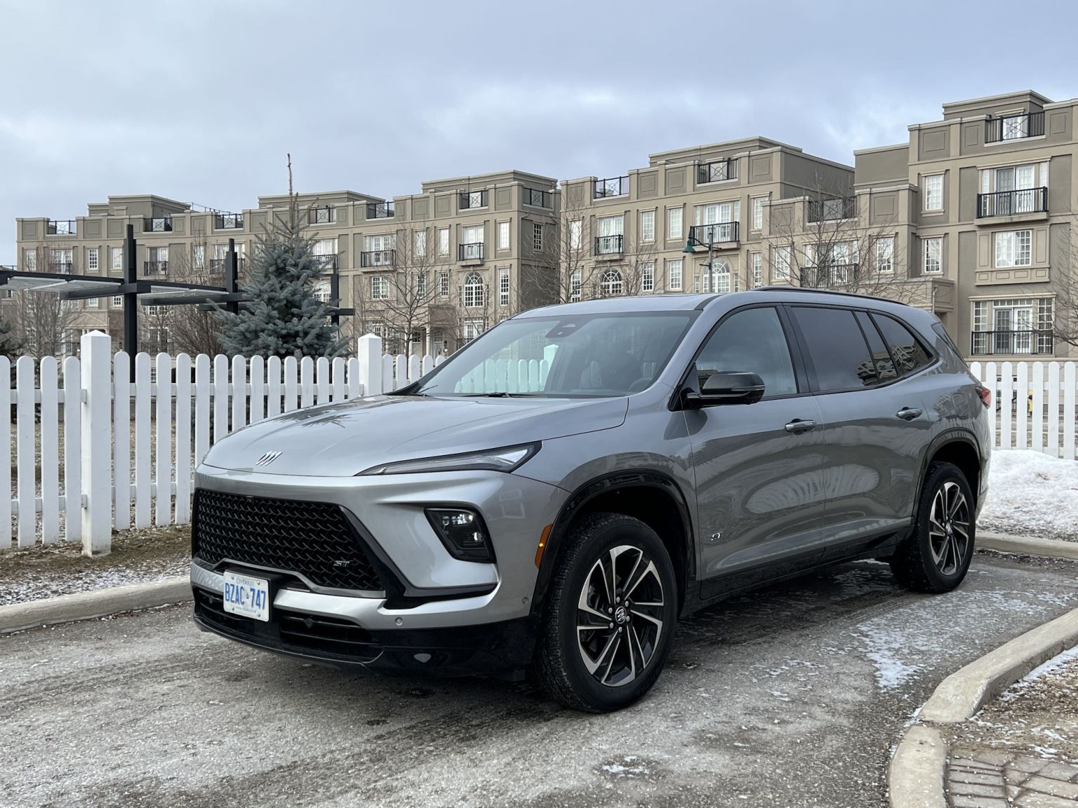 2025 别克 Buick Enclave Sport Touring – Canadian Auto Review